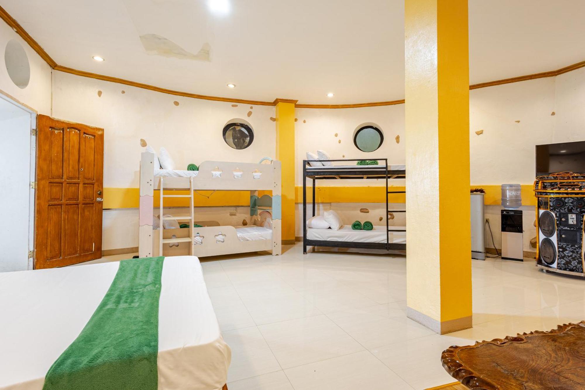 MABINI SKY VIEW RESORT, CEBU